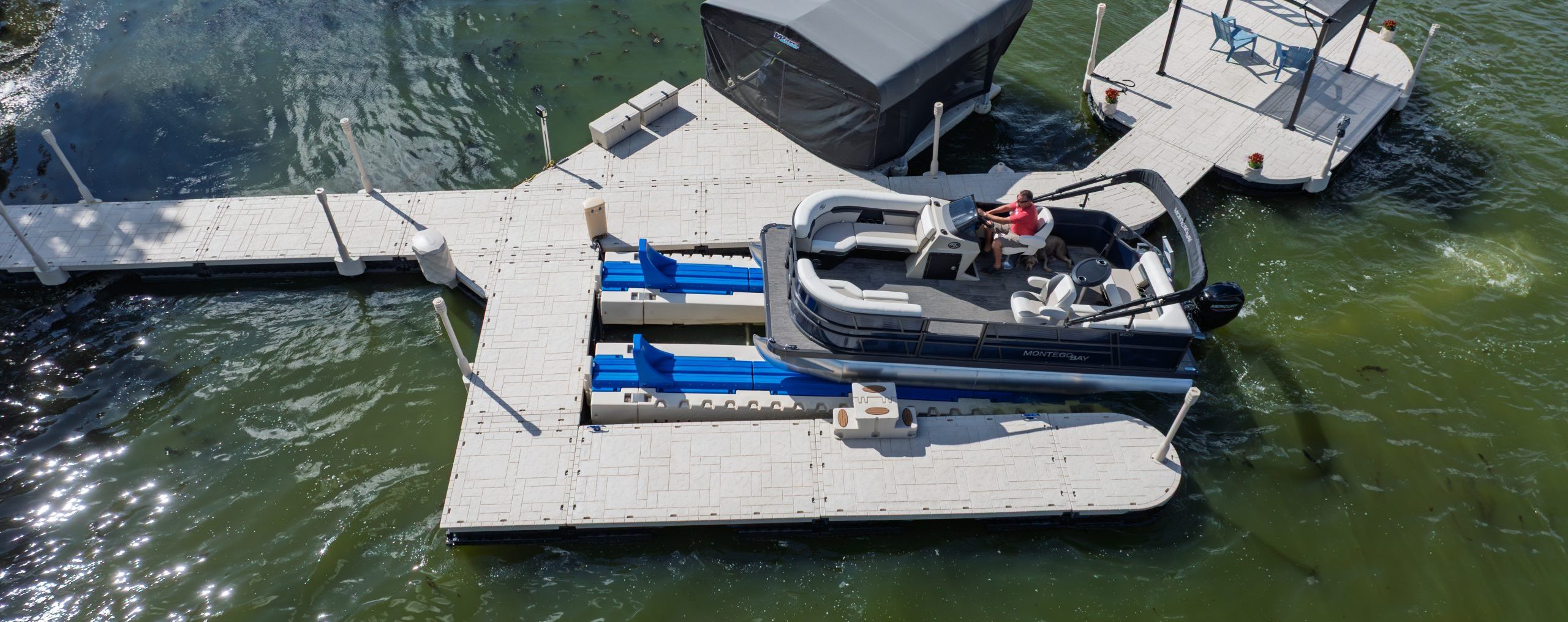 Pontoon Lifts - Wave Armor - Floating Docks