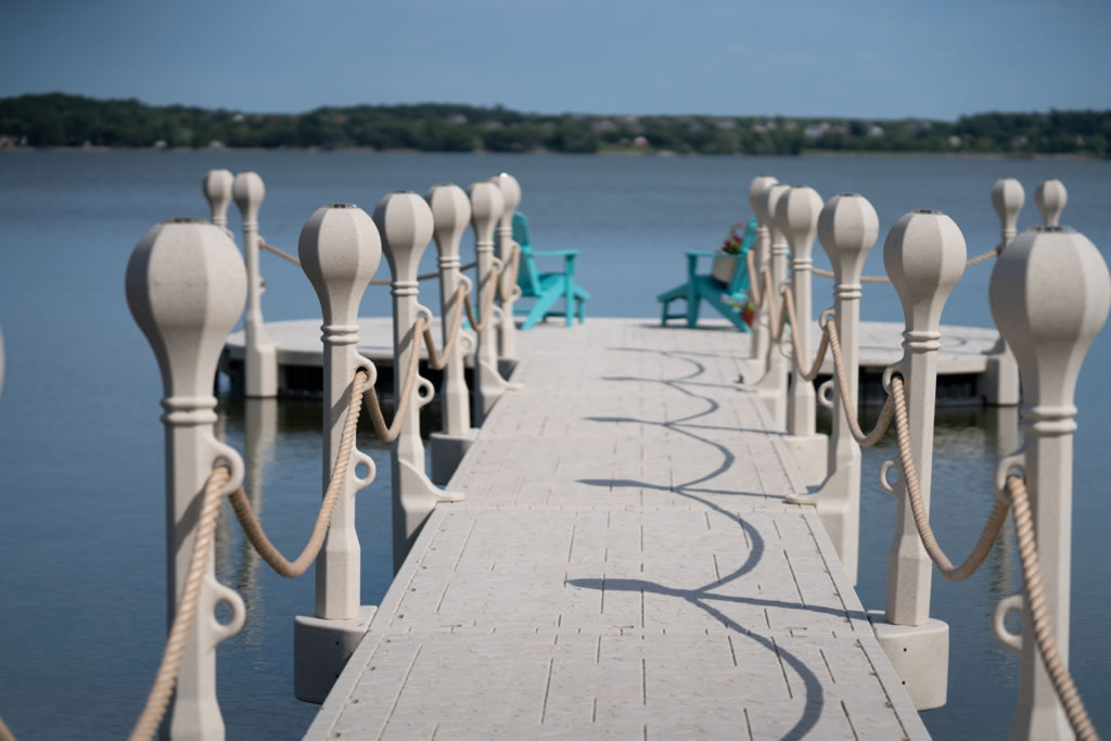 Heritage Dock Post w/H-Beam - Wave Armor - Floating Docks